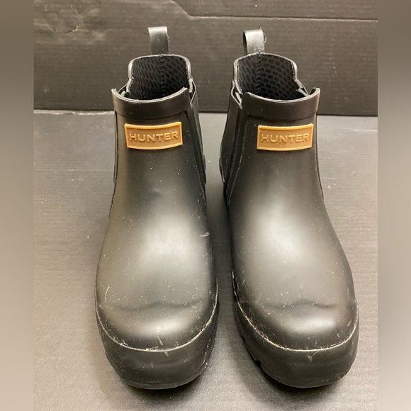 Hunter | Shoes | Hunter Chelsea Womens Size 9 Boot Runs Large | Poshmark